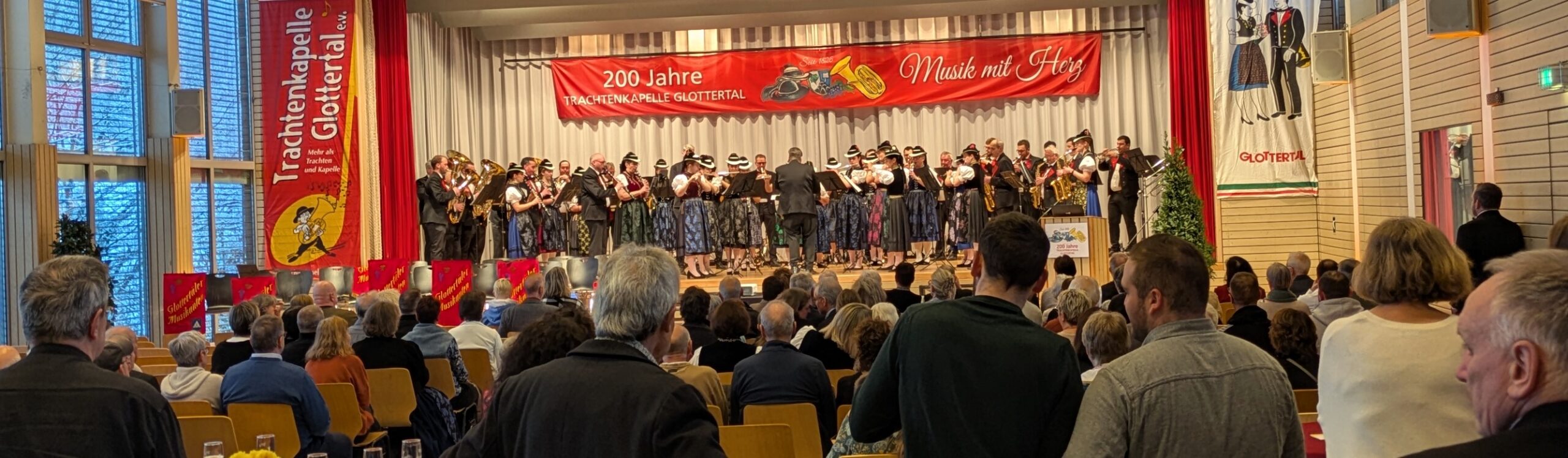 „Tanz und Musik erschafft Heimat“ - WZO